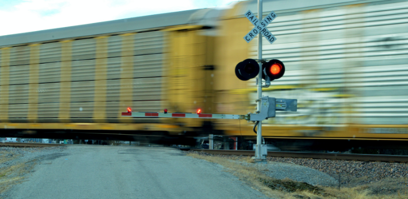 Computer Vision and AI-based Railroad Crossing Detection | ignitarium.com